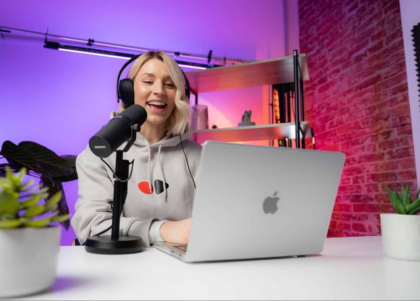 How to Make the Best YouTube Commentaries – Youtube Hacks | Learn & Grow